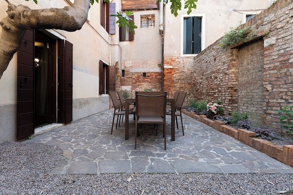 Dúplex de Luxo, pátio, no edifício anexo | Terraço/pátio interior