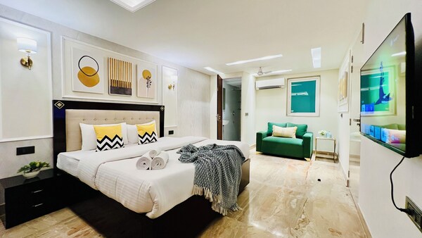 Zen Suites Gurgaon - Luxe Stays Collection - Gurugram