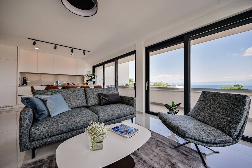 Apartments Sea & Stone / Apartment Olive Garden With Private Pool - Malinska