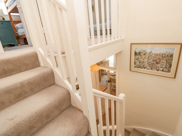 29b Lower Street, Pet Friendly In Dartmouth - Dartmouth
