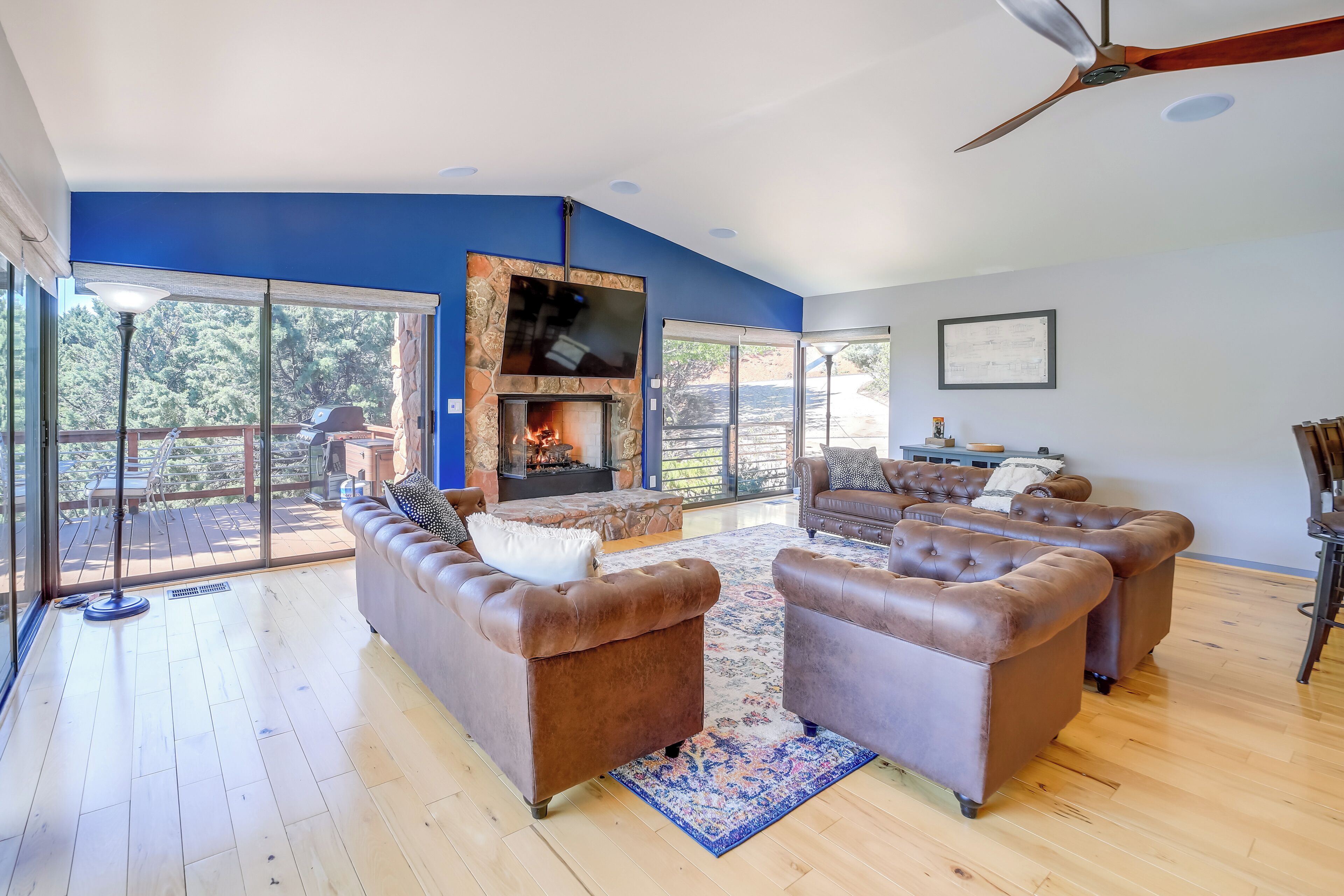 Hot Tub, Fire Pit & Deck: Chic Arizona Retreat - Pine, AZ