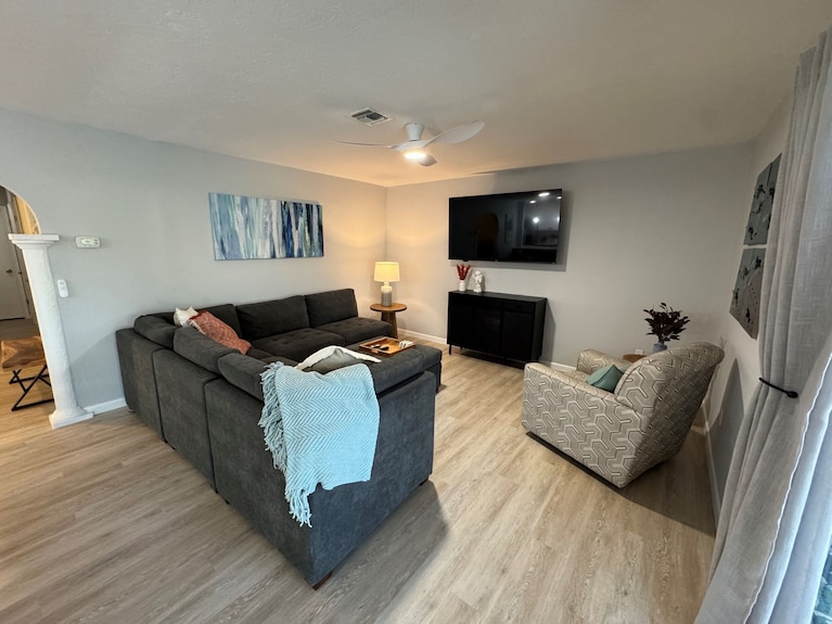 Punta Gorda Isles South Facing Pool, Dog Friendly, Less Than 2 Miles To Downtown - Punta Gorda, FL