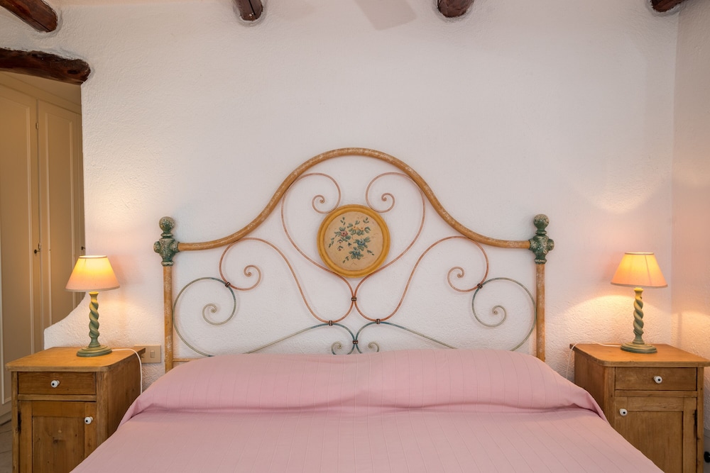 La Perla Del Golfo With Stunning View, Marinella, Italy - Olbia