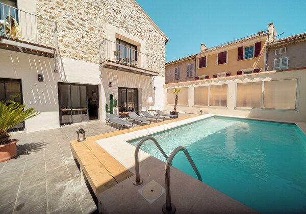 Une Histoire De Famille - Bormes-les-Mimosas