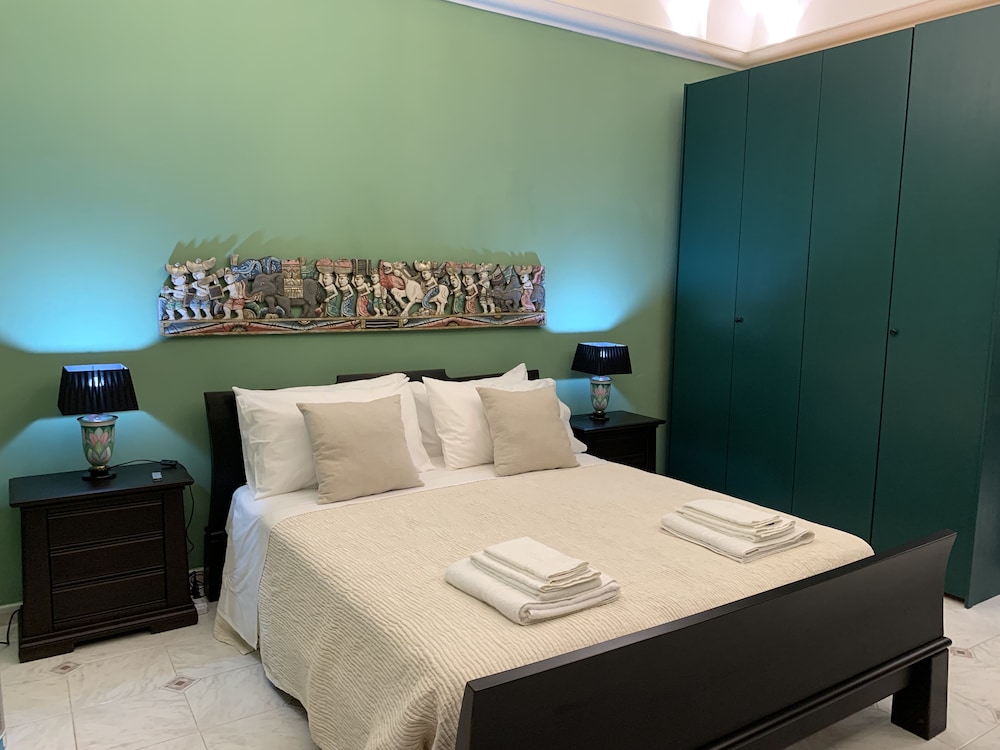 Oriental-style Apartment Just Minutes From Lecce's Historic Center - Lecce