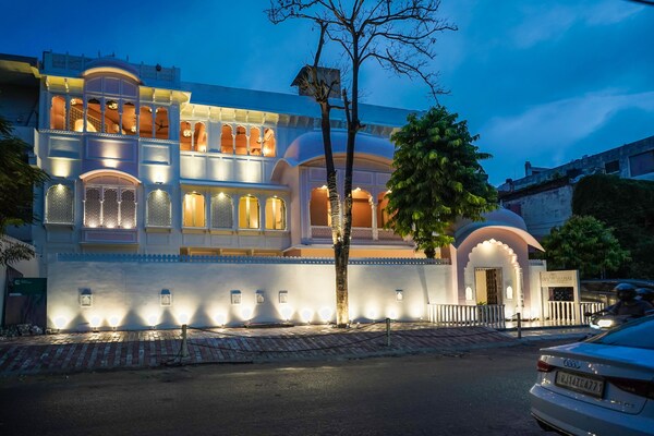Dev Mahal - A Boutique Heritage Hotel - Jaipur