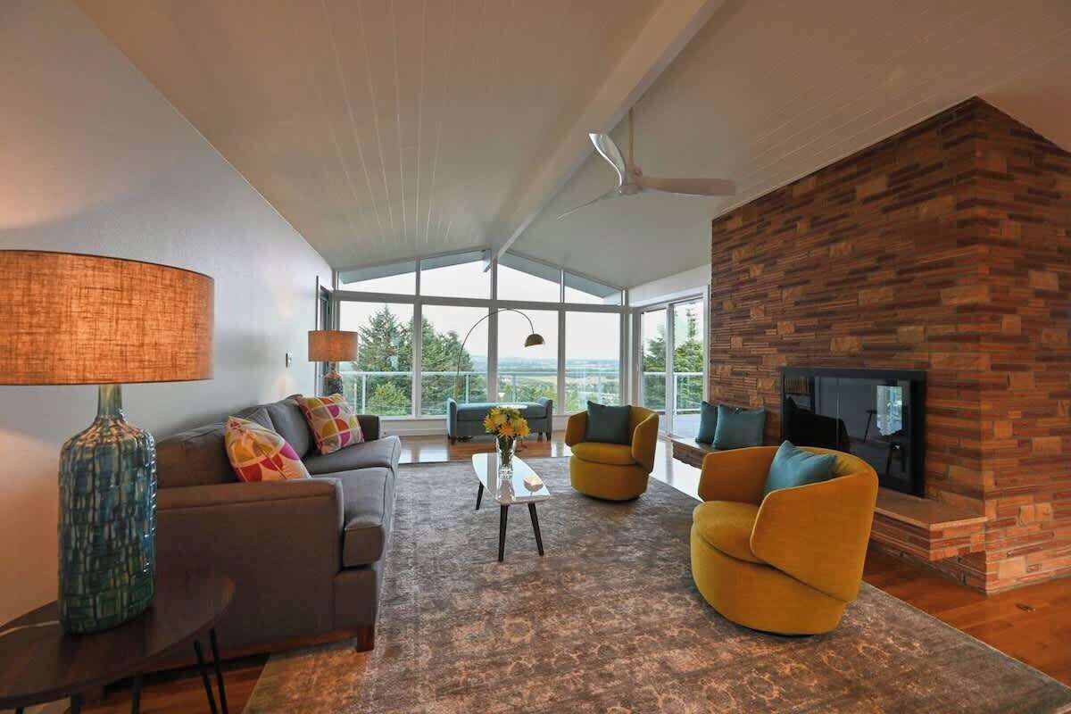 Vino Vista - Mid-century Stunning Views W Deck - Dundee, OR