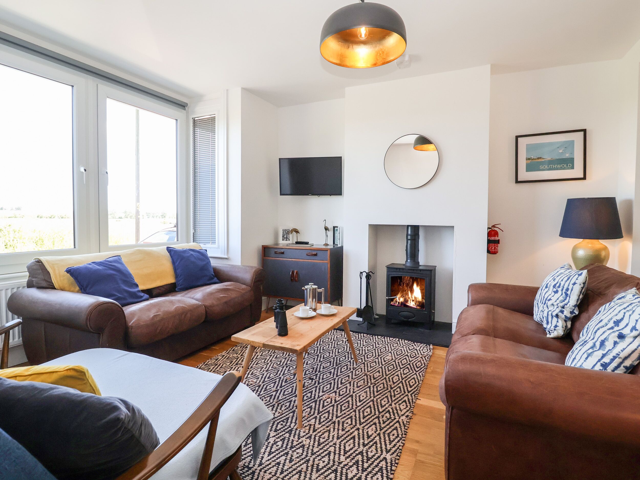 Long View, Family Friendly, With Open Fire In Southwold - Southwold