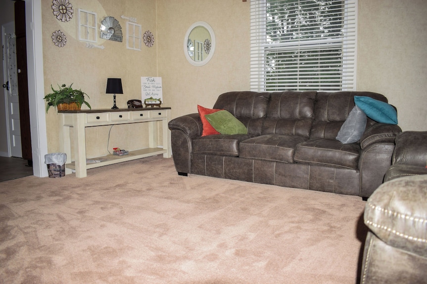 Introducing T&t's Cozy Farmhouse: Your Perfect Getaway In Manistee! - Manistee, MI