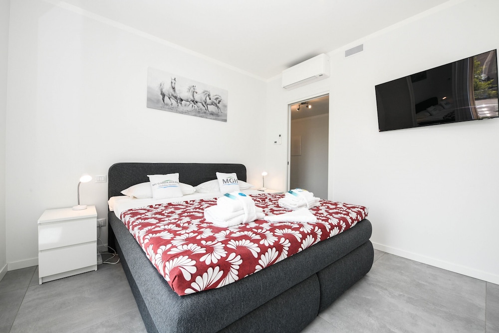 Katya Resort Penthouse Apartment - Mgh G2 26 - Lac de Garde