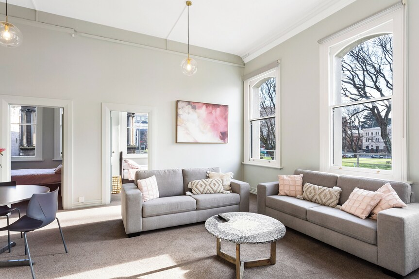 Four Bedrooms Over Looking Queens Gardens - Dunedin