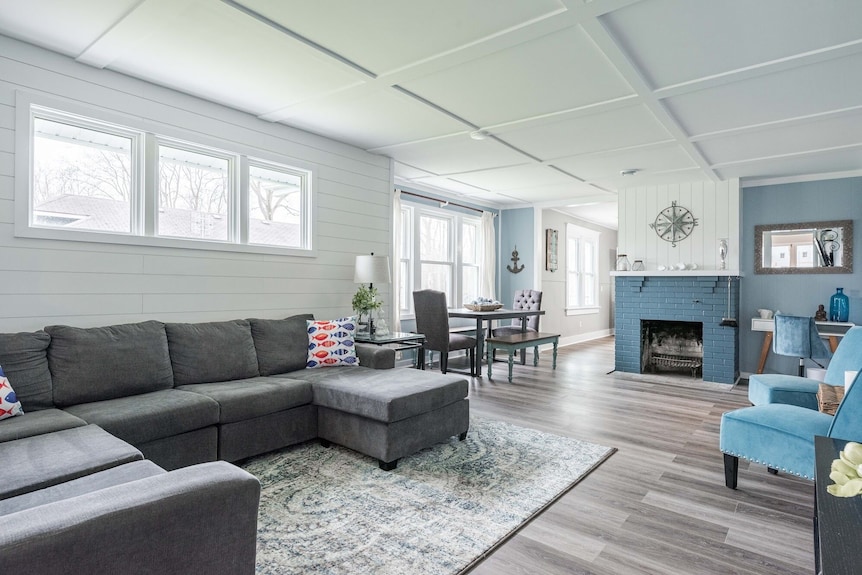 Pool- Close To Beach & Trails - Escape On Edgemere - Fort Érié