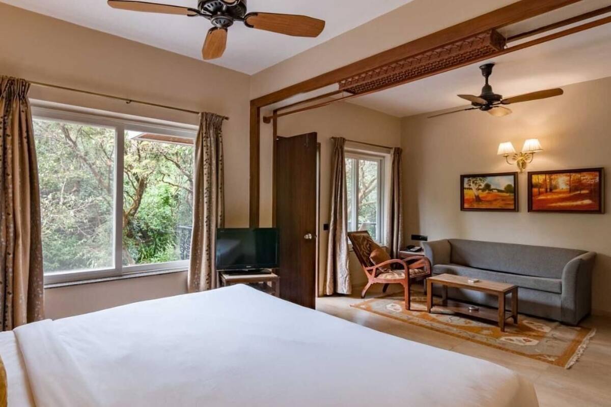 Quarto Premium | Cofre no quarto, Wi-fi grátis, com mobília individualizada 