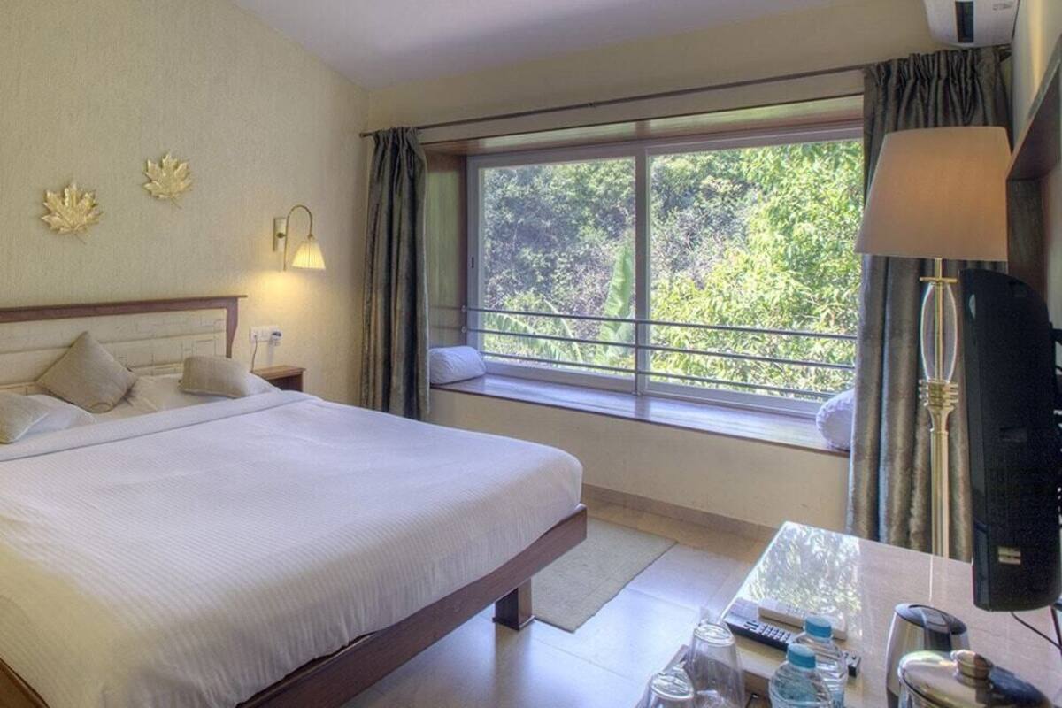 Quarto Deluxe | Cofre no quarto, Wi-fi grátis, com mobília individualizada 
