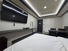 Quarto casal luxo, 1 cama Queen | Roupas de cama antialérgicas, edredons de pluma