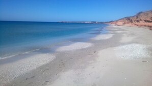 Casa, vários quartos, fumadores, terraço | Praia