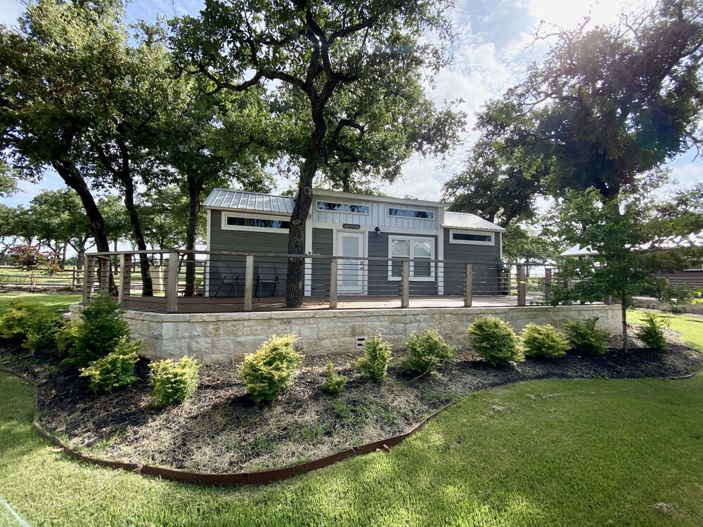 Resort At Fredericksburg Unit 5 - Fredericksburg, TX