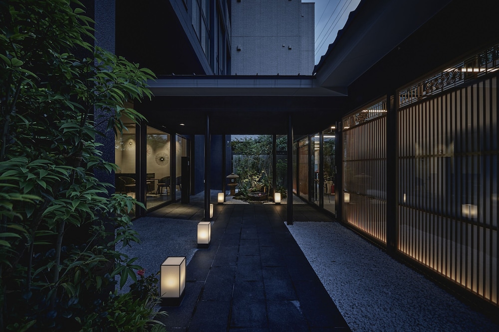 The Hotels Hakata Harushige Honkan - Fukuoka, Japan