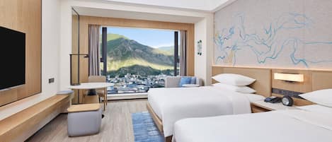 Camas com colchões pillow-top, cofres nos quartos, escrivaninha