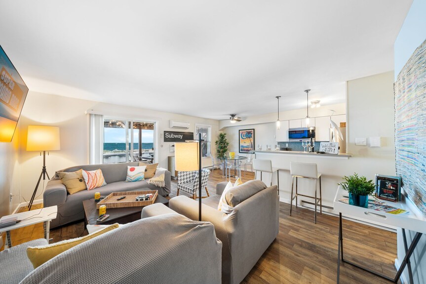 Anglesea Stunner *Waterfront* Relax To Surf Sounds - North Wildwood, NJ