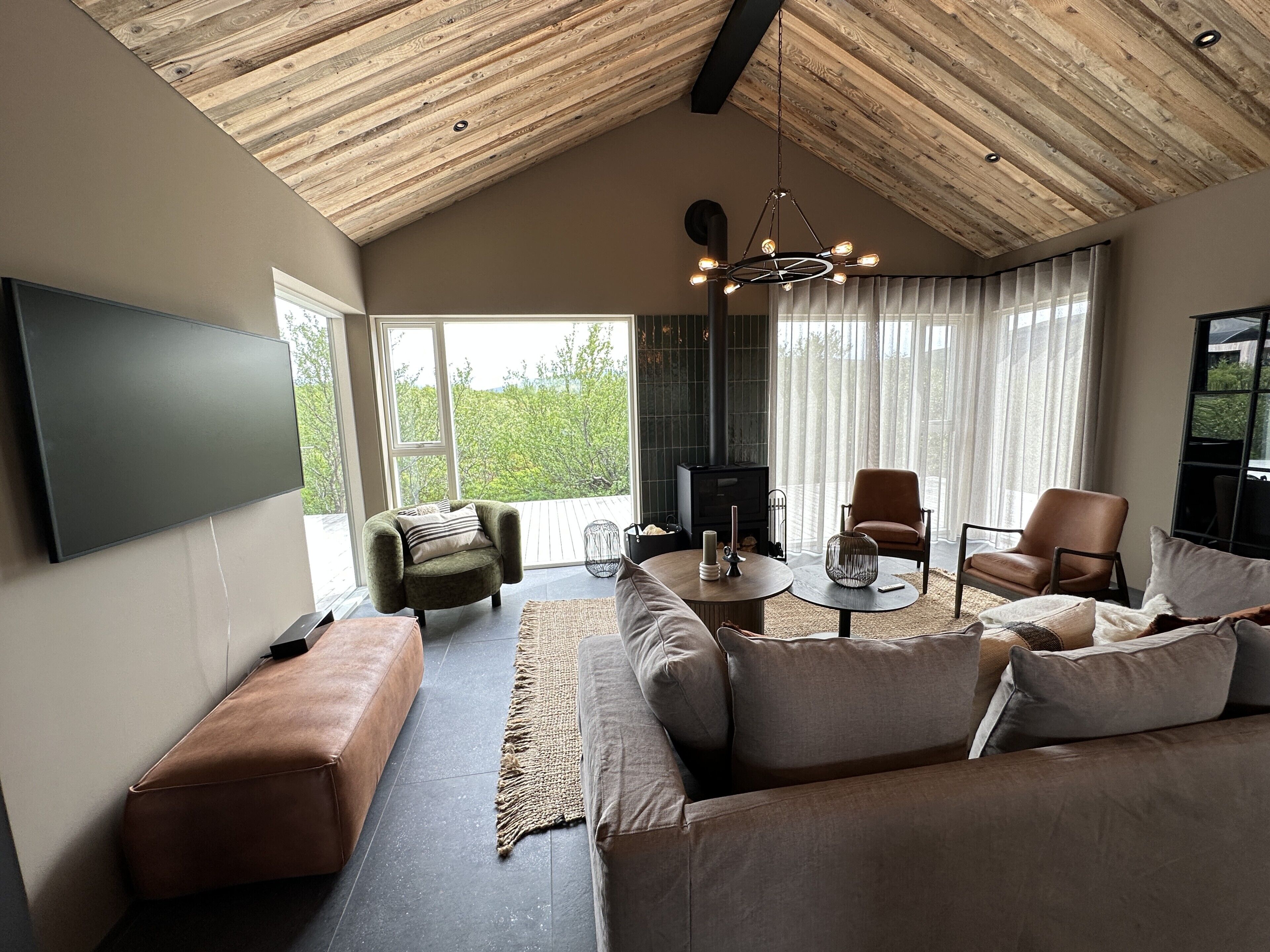 Stunning Luxury Chalet In Húsafell In West Iceland - Islande