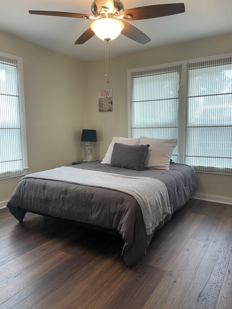 Pet Friendly! Close To Temple Hospitals. - Temple, TX