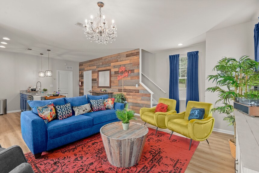 Southern Style Home! 4 Luxe K Suites+shuttle Pool! - Oxford