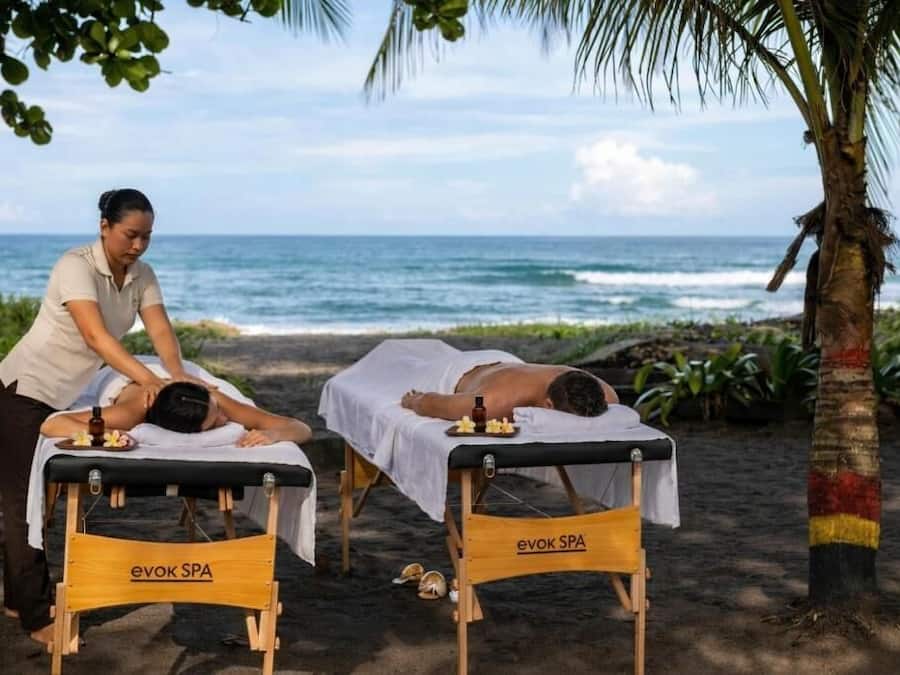 Massagens de pedras quentes, massagens musculares profundas