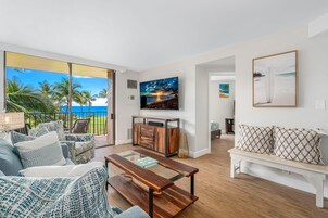 Apartamento de Luxo em Condomínio Fechado | Sala de estar | Smart TV 