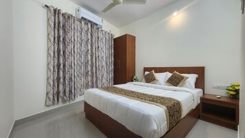 2 quartos, secretária adequada para computadores portáteis 