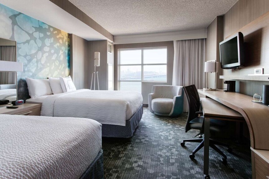Ensuring A Very Comfortable & Memorable Stay! 4 Relaxing Units, W/ Swimming Pool - San Leandro, CA