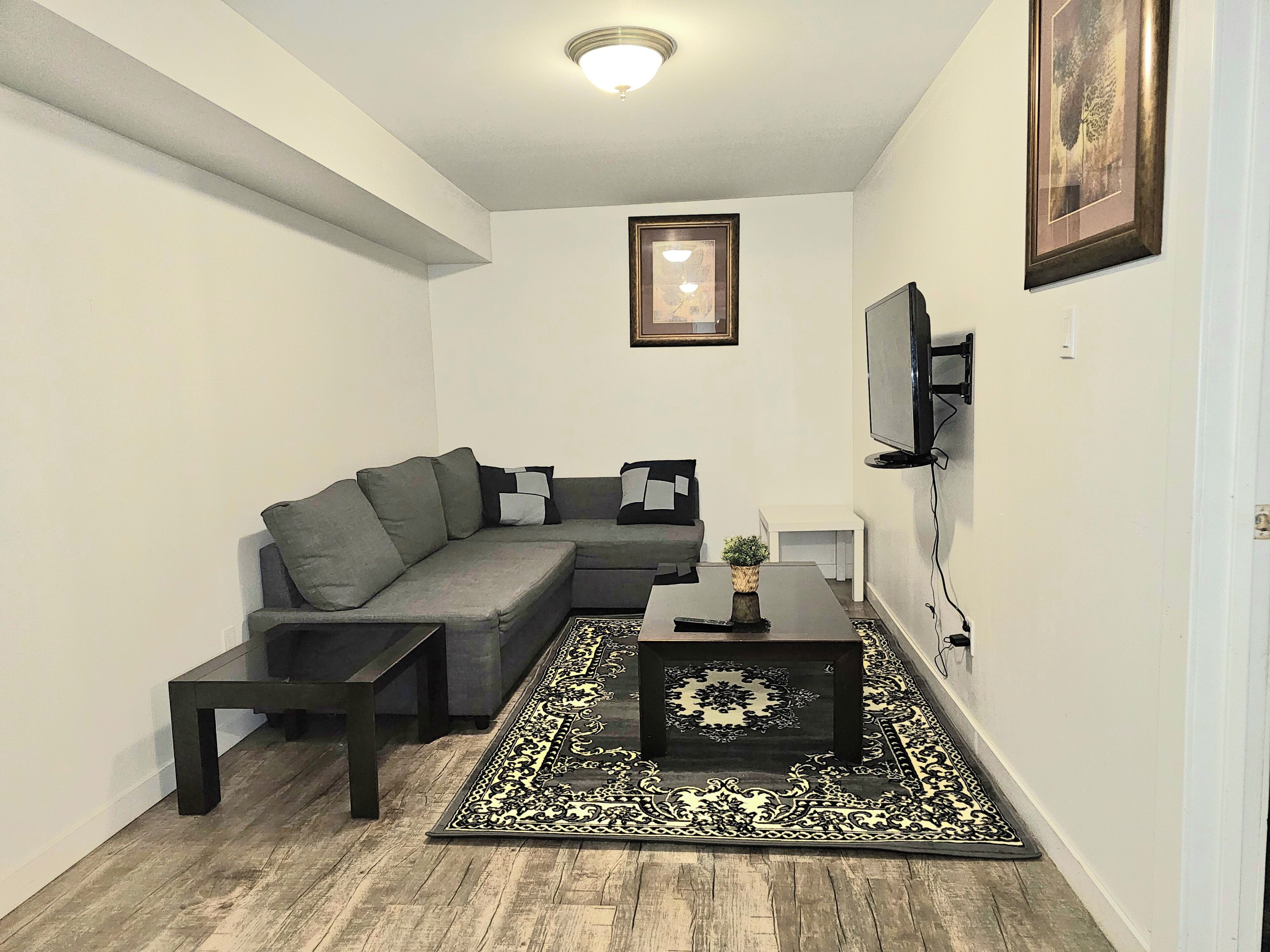 Your Home Away  From Home - Edmonton