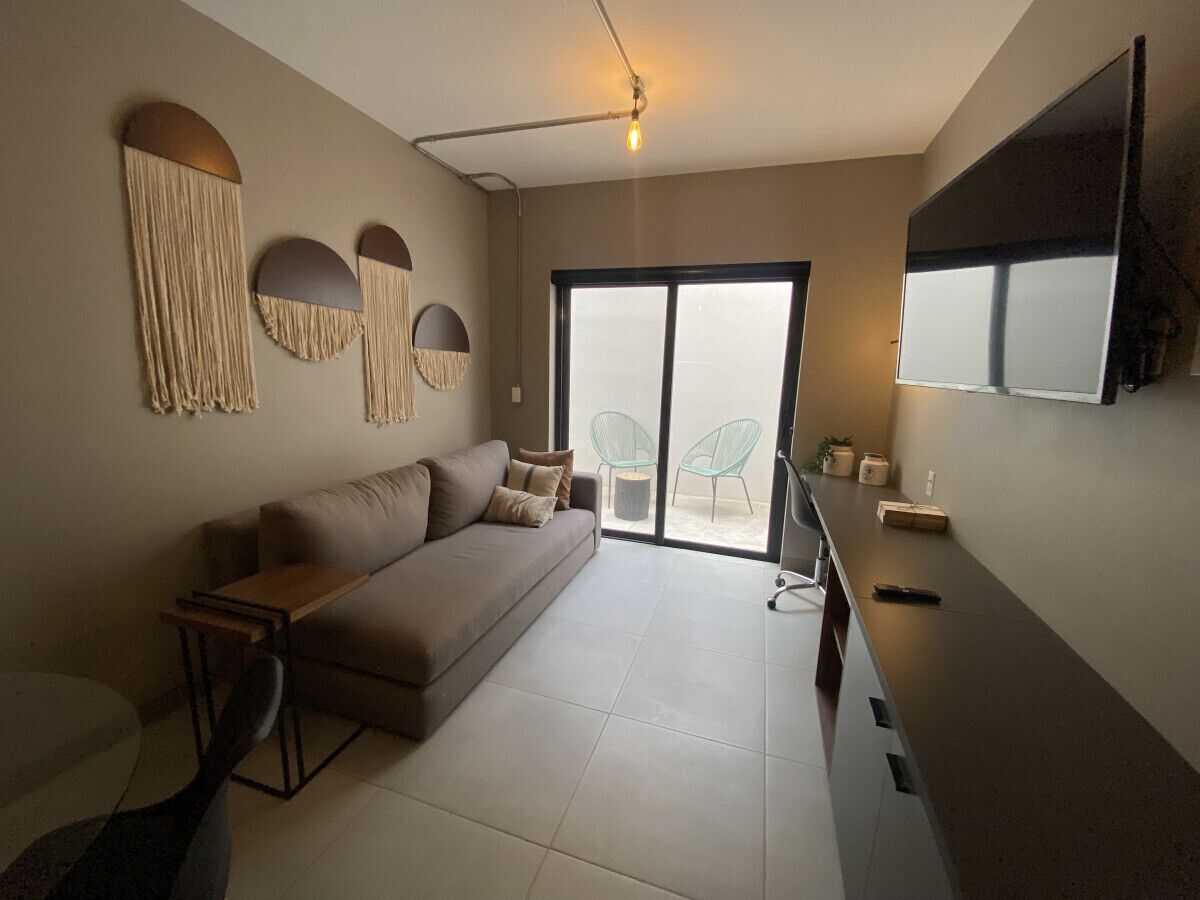 Cozy, First Floor Apartment  With Patio | 1 Bd | Tribu San Martín - Guadalajara