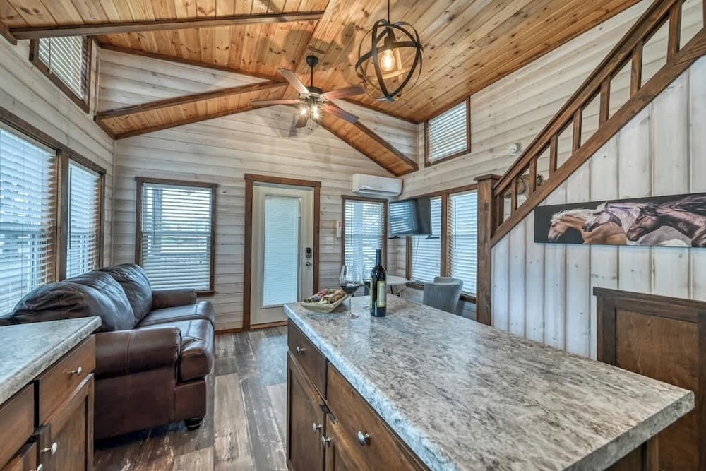 Resort At Fredericksburg Unit 11 - Fredericksburg, TX