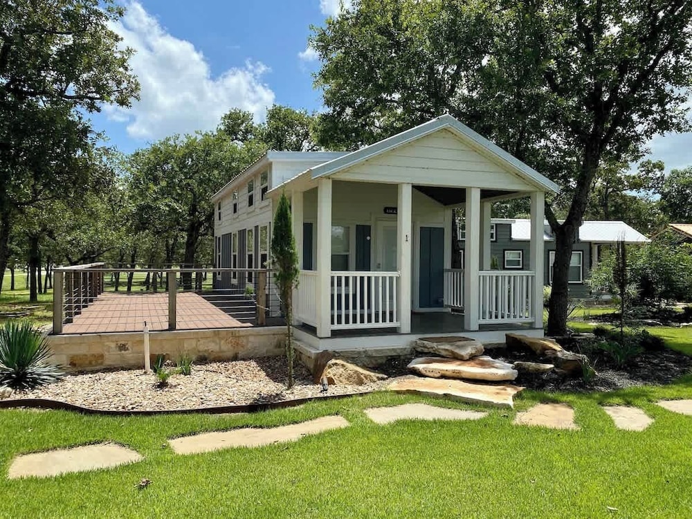 Resort At Fredericksburg Unit 9 - Fredericksburg, TX