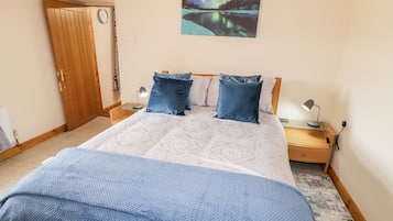 4 quartos, individualmente decorados, individualmente mobiliados