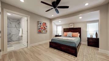 Casa, várias camas, banheira de hidromassagem grande | 4 quartos, com decoração personalizada, com mobília individualizada