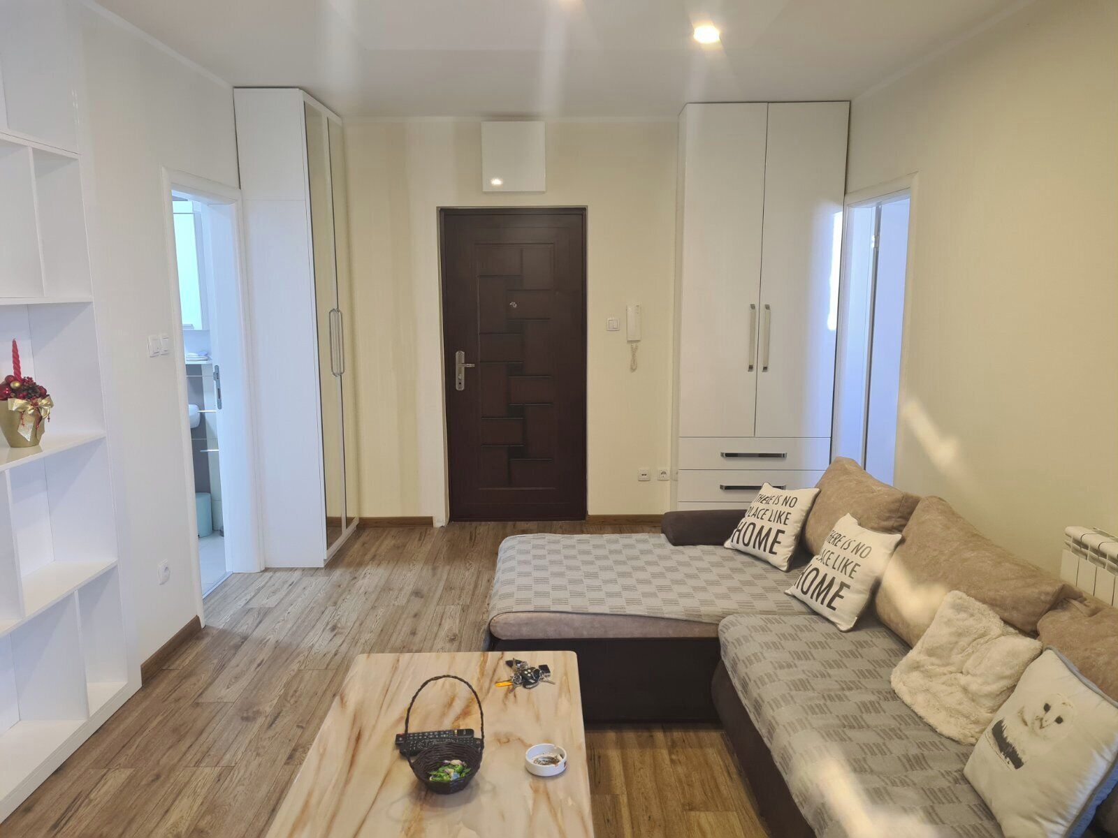 Comfortable Apartment 10 Minutes From The Center Of Novi Sad. - Novi Sad