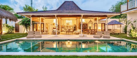 Fachada da propriedade