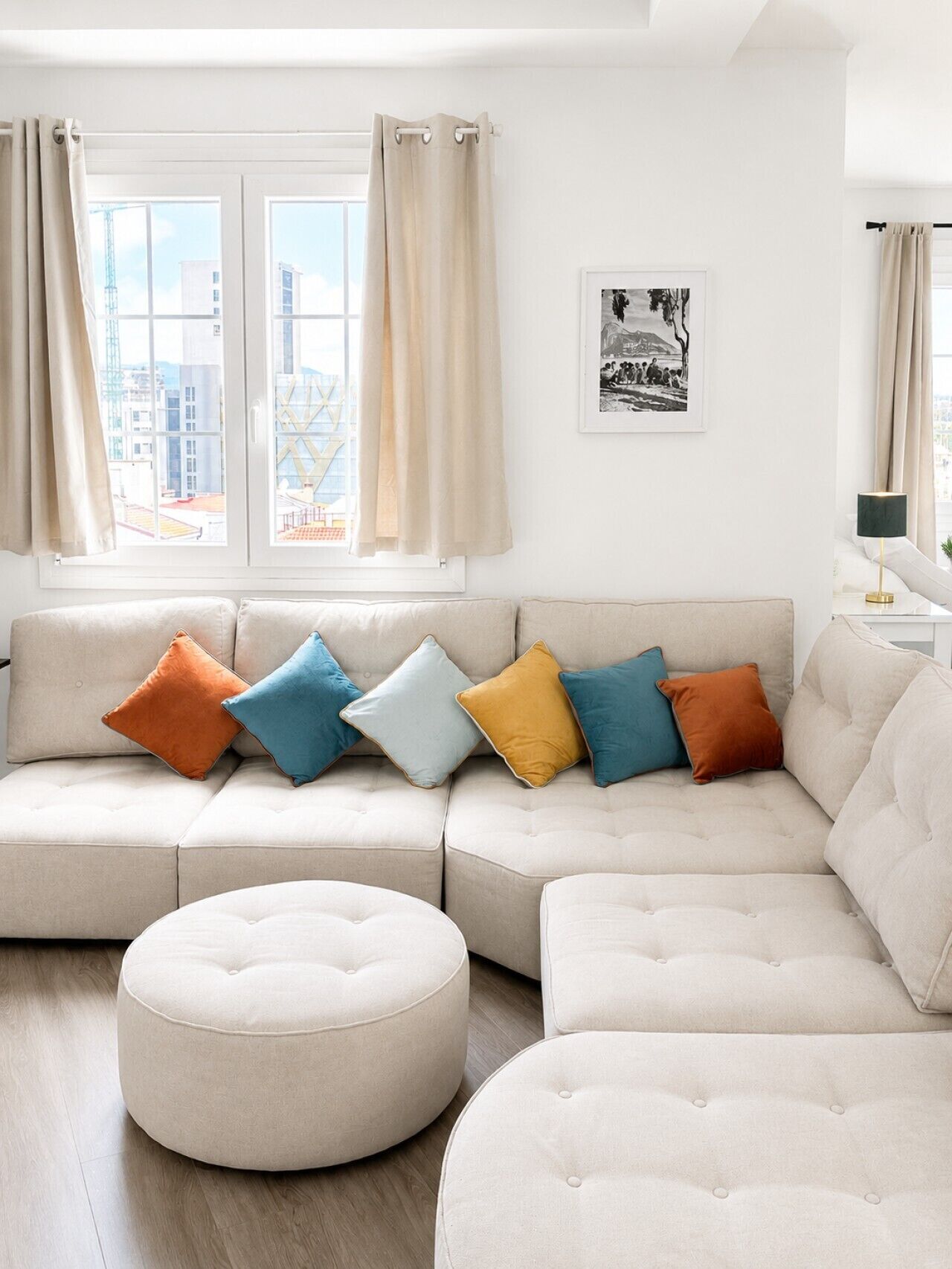 Luxe Penthouse Studio W/ Terrace - Gibraltar