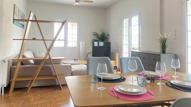 Apartamento, 2 quartos, varanda, Vista para a cidade | Restaurantes
