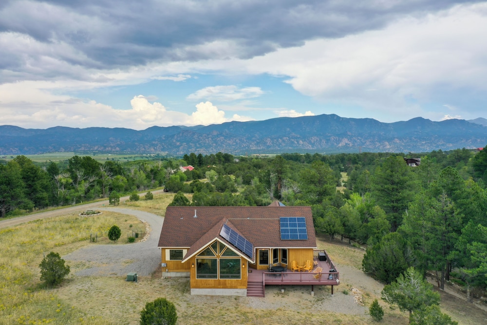 8696: 360 Mtn View & On-site Hiking! - Arkansas Headwaters Recreation Area, Salida