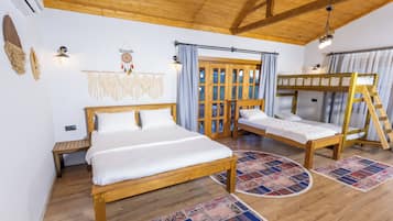 Quarto família | 1 quarto, Wi-Fi de cortesia, roupa de cama