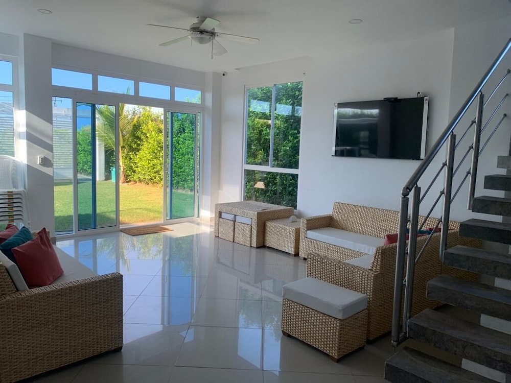 Beach Cabin Near Barranquilla - Caribbean