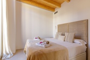 Apartamento Standard | Berços/camas para crianças, Wi-fi grátis, roupa de cama fornecida 