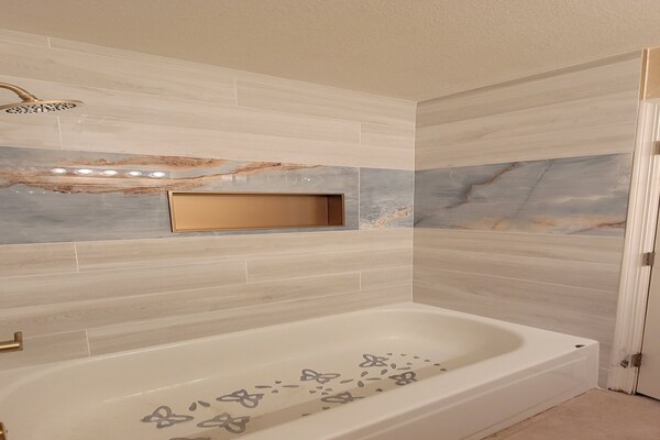 Charming 2br-2ba By Bluebarrelhomes - Chandler, AZ