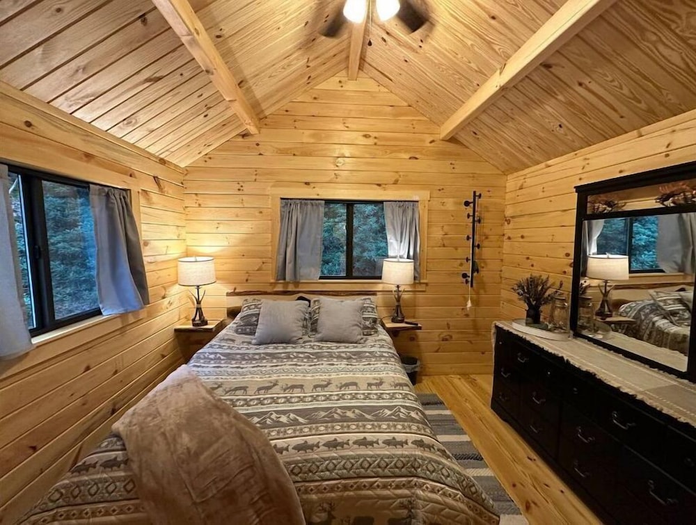 Forest Getaway - Mountain City, TN