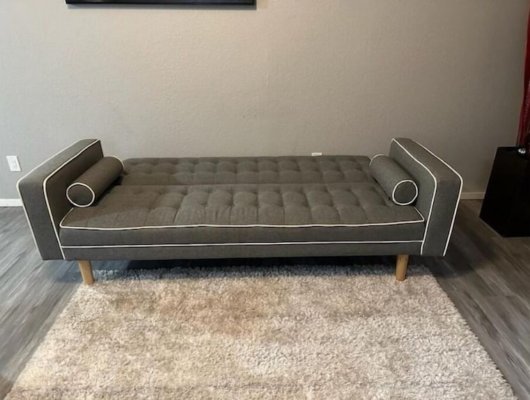 Charming Downtown Home On 5th Street - Midlothian, TX