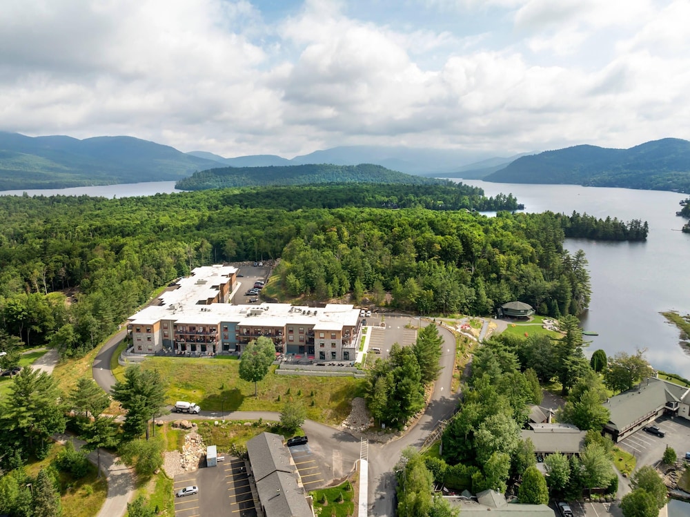 Cambria Hotel Lake Placid - Lakeside Resort - State of New York