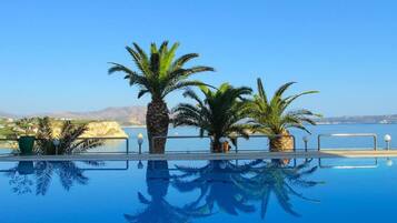 Apartamento, 1 quarto, terraço, vista para o oceano | Piscina | Piscina exterior